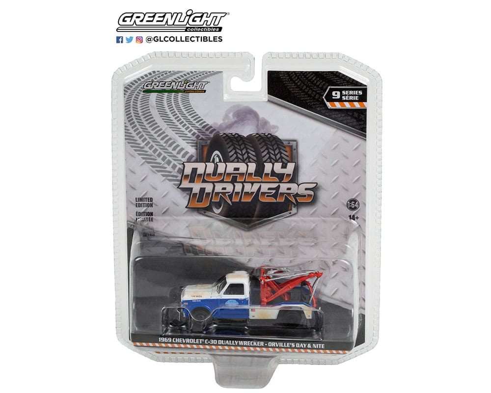 Greenlight 1:64 Dually Drivers Series 9 - 1969 Chevrolet C-30 Dually ...